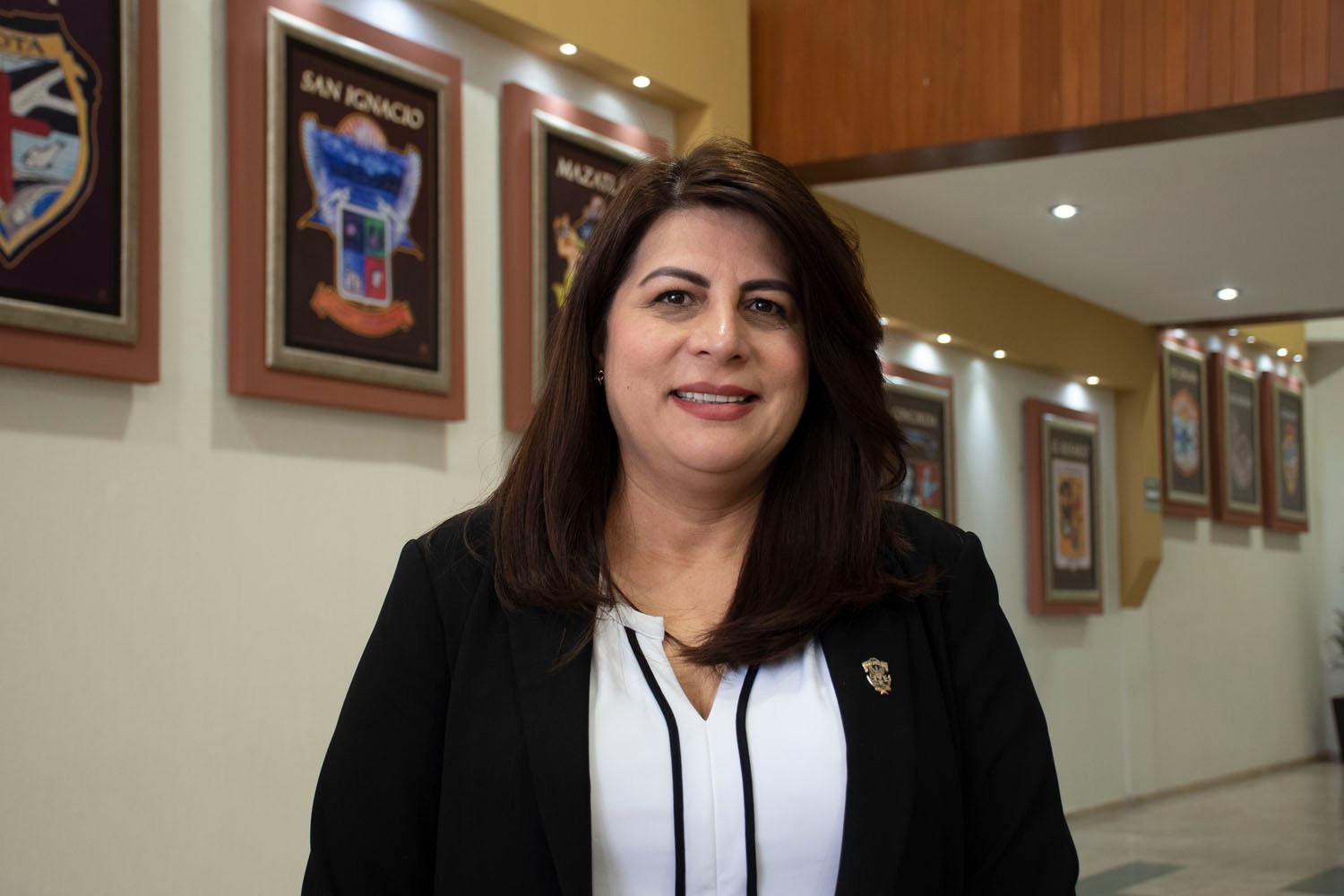 Atestigua la UAS entrega de la medalla de honor “Dra. Norma Corona ...